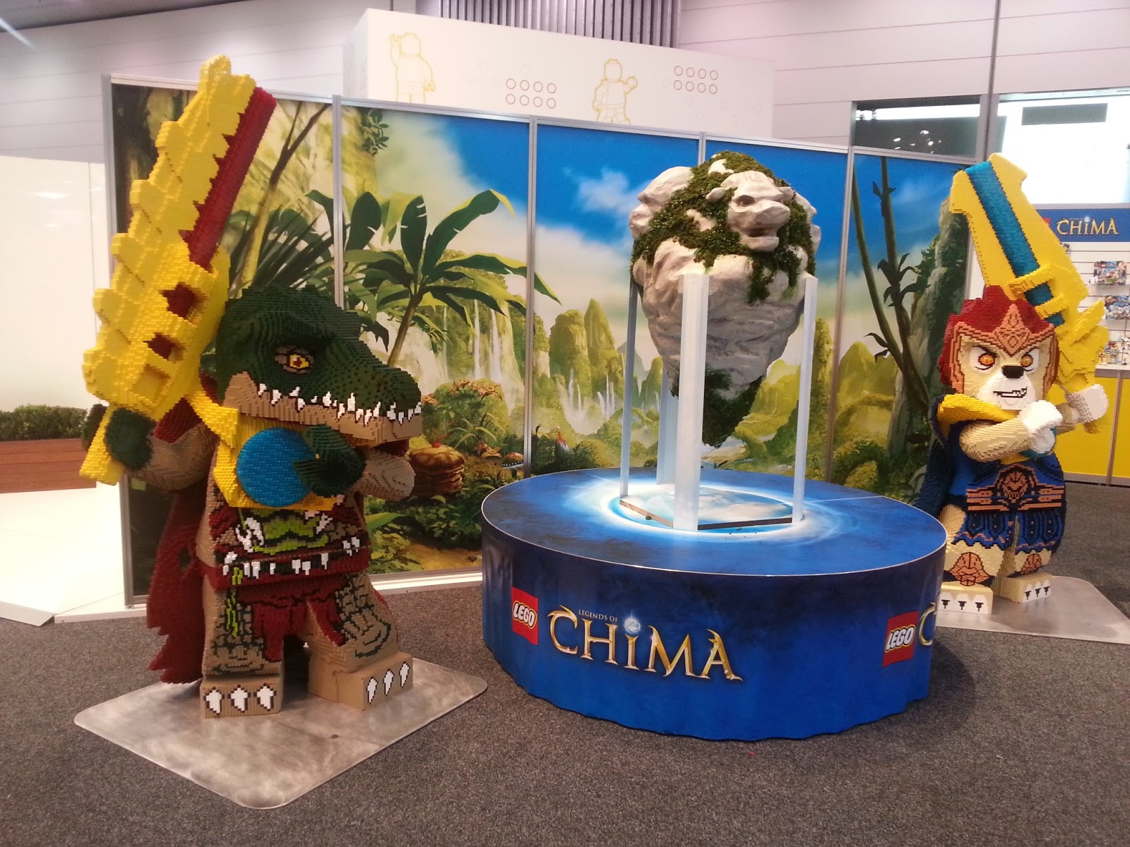 Happy Toys World Lego Legends Of Chima Large Figure Display At Melbourne Toy Expo